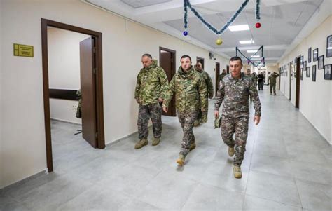 თავდაცვის ძალების მეთაური დასავლეთის სარდლობის დასრულებულ ინფრასტრუქტურულ სამუშაოებს გაეცნო Bpn