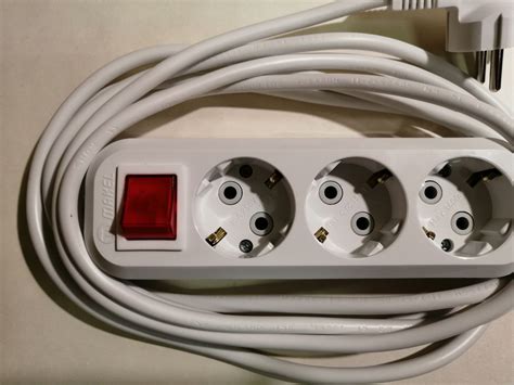 Удлинитель Makel 3х3м с заземл. 16А IP20 с выкл., MGP213 MGP213_Makel ...