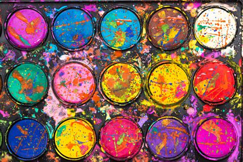다채로운 스플래시와 수채화 물감 페인트 팔레트입니다 예술적 배경입니다 매크로 사진입니다 0명에 대한 스톡 사진 및 기타 이미지