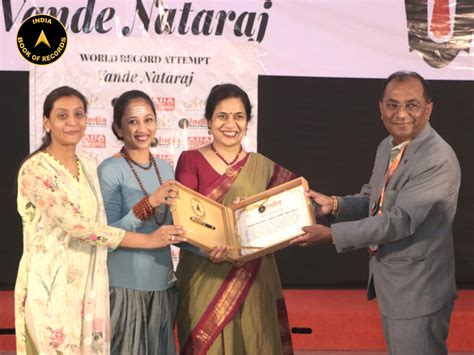 Longest Non Stop Classical Forms Dance Relay India Book Of Records