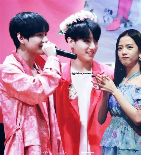 Pin Oleh LC Di Couples Kpop Foto Teman Gadis Cantik Korea Selebritas