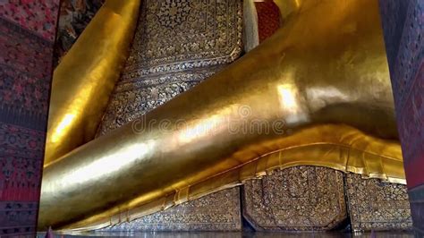 Wat Pho Temple Of The Reclining Buddha Buddhist Temple In Central