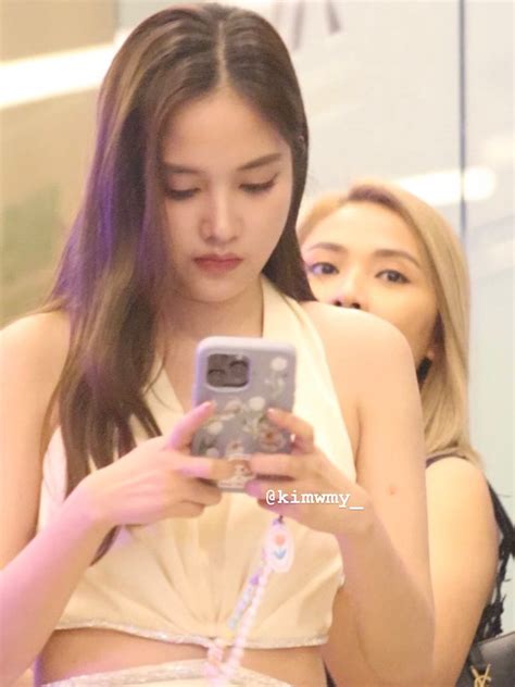 ฟอฟอ💐 On Twitter •จริงๆไม่ได้มีแค่ของเราที่ให้น้องหรอกนะคะตอนที่ให้