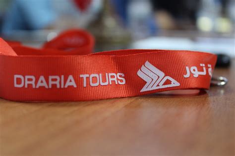 أبو راتب في تونس ابو راتب يزور خيمة جمعية تواصل