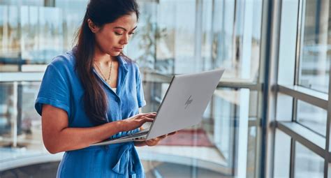 HP ZBook Firefly Cm G Mobile Workstation PC Cm A TXPT Shop HP Com India