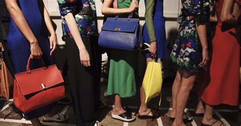 Gewinnspiel: ein Outfit von Boss