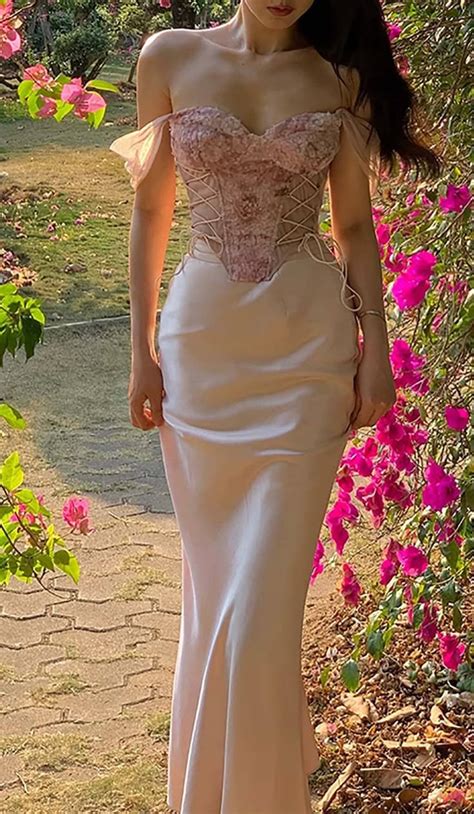 Floral Embroidery Lace Up Corset Top L Elegant Spring Banquet