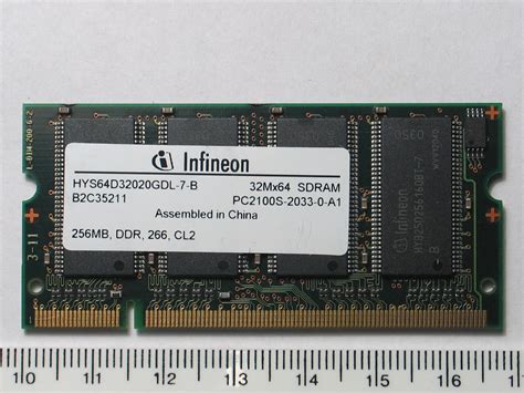 Sony PCG FR415S Infineon DDR1 SDRAM SO DIMM 256 MB 200 PIN