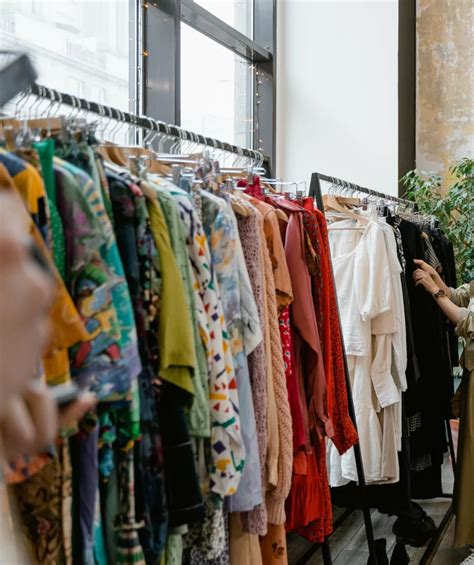 Best Tips Ever For Starting Your Fashion Business Creative Hub Fashion Business Fashion