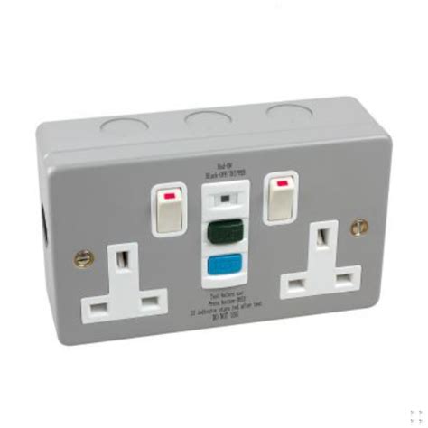 Axiom W Socket Twin Rcd Switched Metal Clad Rcdmssk2 New Ie National Electrical