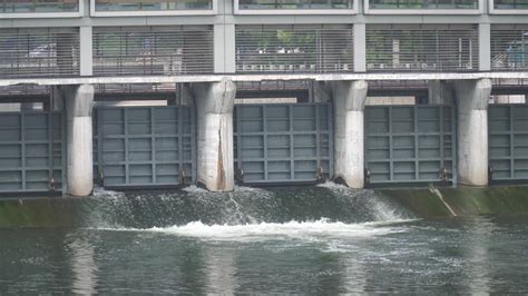 水利工程视频模板实拍水坝水库污水处理厂水闸水利工程 3实拍视频免费下载mp4格式3840像素编号44630132 千图网