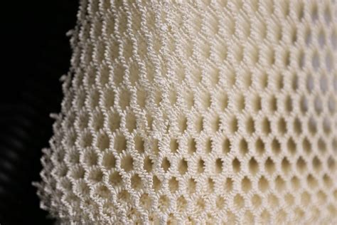 New General Law Governs Fracture Energy Of Networks Across Materials