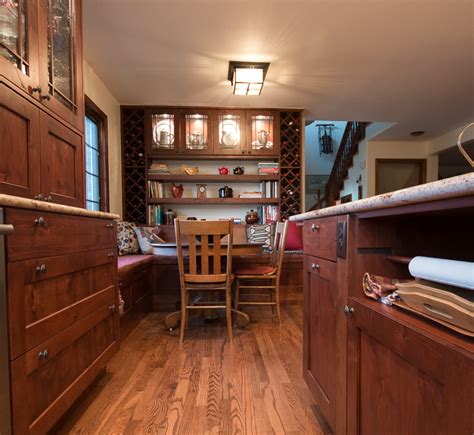 The Benefits Of Banquette Seating