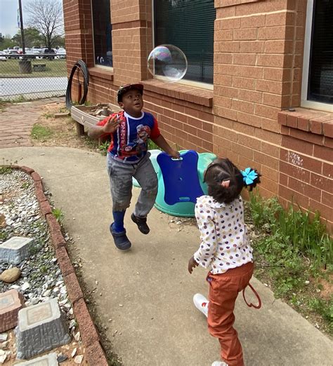 Elc Rca On Twitter Bubbles In After School 🫧 🫧🫧 Afterschool Afterschoolclub Bubbles Pat Dph