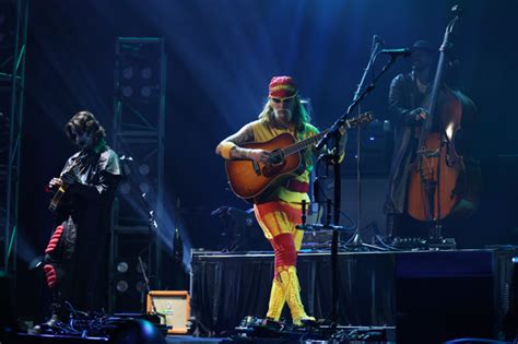 Billy Strings And The Van Andel Scramble Bluegrass Today