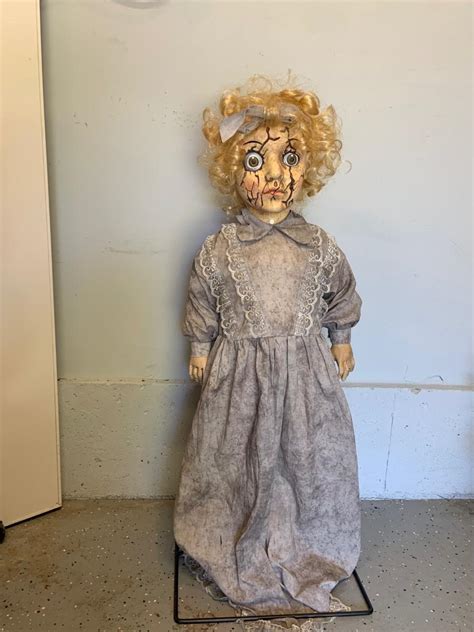 Lot129g Creepy Halloween Talking Life Sized Animatronic Doll