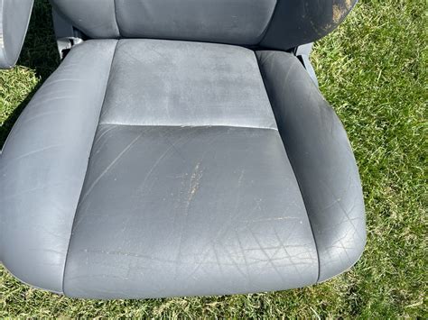 2000 06 Toyota Tundra Front Leather Dark Gray Bucket Seats X Sp Genuine