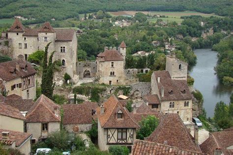 St Cirq Lapopie And Pech Merle Cavern Tour From Toulouse