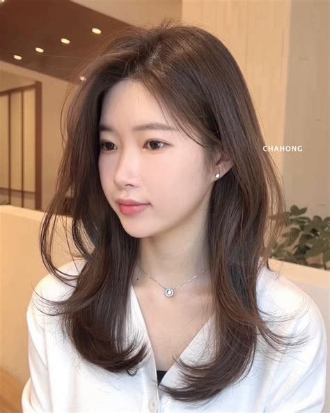 차홍룸 마곡점 강효경 단발머리 중단발펌 레이어드펌 애매한 중단발에서 추천드리는 스타일 무거운 라인말고 가벼우면서 산뜻하게 윈드펌 추천드려요 Instagram