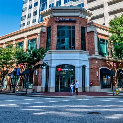 Town Join Lululemon And Their Ambassadors For A Five Week Outdoor