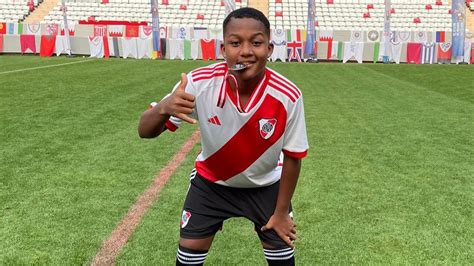 Estevis López El Joven Panameño Que Se Coronó Campeón Con River Plate En Turquía