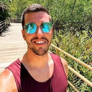 Manuel Antonio Gay Travel Guide Hotels Bars And Beaches