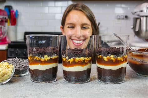 Snickers Trifle Packed With Chocolate Peanut Butter And Caramel