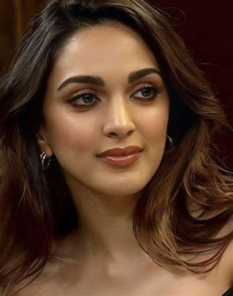 Kiara Advani Face 💦💦💦 Rlustiwood