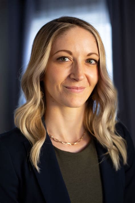 Julia Nagy On Linkedin Headshots Headshotphotographer