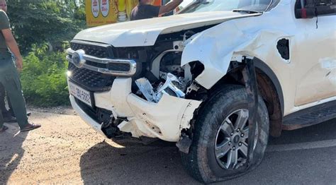 ពីរនាក់បងប្អូនជិះម៉ូតូឌុបគ្នាឆ្លងផ្លូវត្រូវបានរថយន្តស៊េរីទំនើបម៉ាកfordបុកបណ្តាលឱ្យស្លាប់ម្នាក់និ