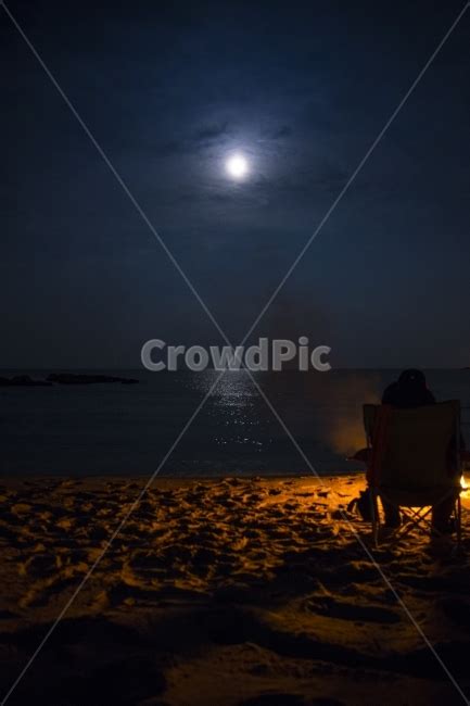 달 바다 해변 슈퍼문 모닥불 사진이미지일러스트캘리그라피 Tiger Lee작가