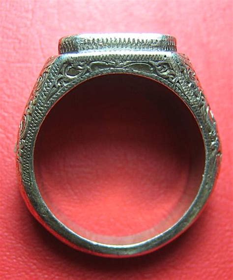 แหวนเงินเลี่ยมเงิน ปี2548 หลวงพ่อเอียด วัดไผ่ล้อม อยุธยา สภาพสวย พระเครื่อง พระแท้ Webpra เว็บ