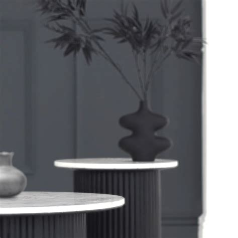 B W Array Stylish Black And White Collection For Modern Home Decor
