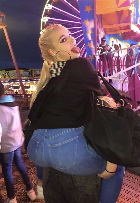 She Knows What We Like Scrolller