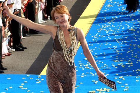 Лариса Удовиченко личная жизнь роли биография муж развод где живет семья здоровье