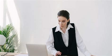 ISO Safety Management System Integrating Risk Assessment