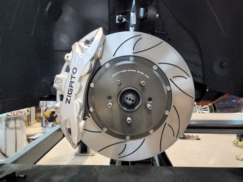 쏘렌토mq4 하이브리드 브레이크 튜닝 지가토 뫼비우스 6p 캘리퍼 380mm 에어플로팅 디스크와 리어확장 370mm 네이버 블로그