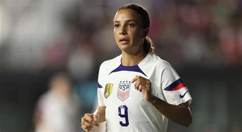 Us Womens Soccer Team On Wrong Side Of History After Third Straight