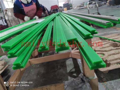 Flat Sliding Plastic Uhmw Pe Chain Conveyor Guide Buy Chain Conveyor Guide Uhmwpe Chain Guide