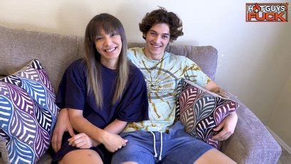 Randy Reno Gets His Dick Pleasured By Mako Kalani Photos