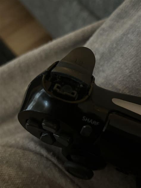Need Help With Broken Controller R Playstation