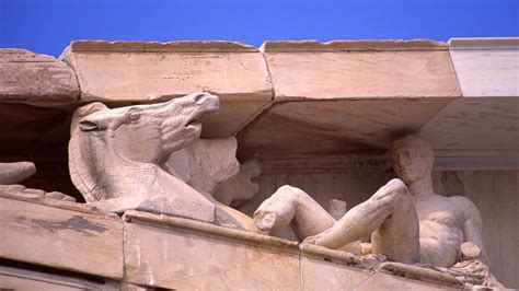 El papa Francisco le devolverá a Grecia tres mármoles del Partenón que tiene el Vaticano hace