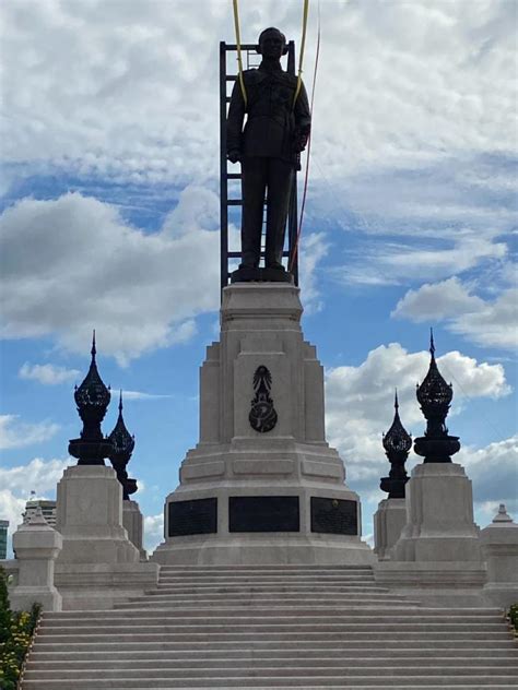 พระบรมรูป “รัชกาลที่ ๙” ประดิษฐาน ณ อุทยานเฉลิมพระเกียรติฯ