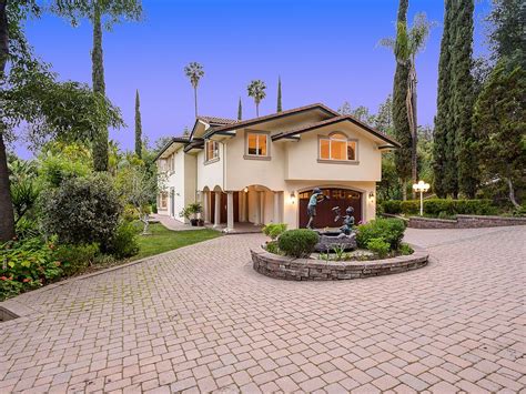 1074 Glen Oaks Blvd Pasadena Ca 91105 Zillow