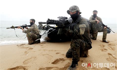 포토 UFS TIGER 특전사 연합 해상침투훈련 아시아투데이