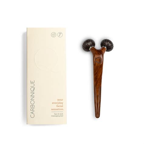Face And Neck Massaging Tool Carbonnique