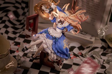 Alice In Dreamland Moment Into Dreams Alice Riddle 1 7 Scale Figure