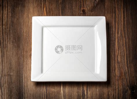 木制桌上的空白板高清图片下载 正版图片304128233 摄图网
