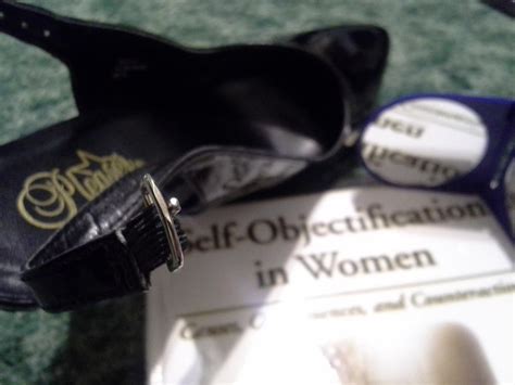 Self Objectification In Women No 1 By Tozhma On Deviantart