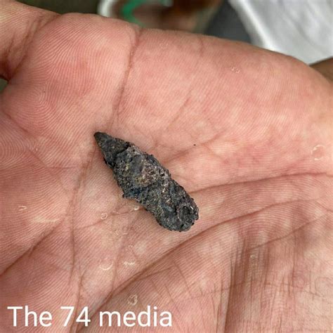 ဖားကန့်မြို့နယ် လုံးခင်းကျေးရွာတွင် ယမန်နေ့ မေလ ၂ ရက်နေ့က ကျဆုံးသွားသော ကိုဝေဖြိုးအား မီးသဂြိုလ